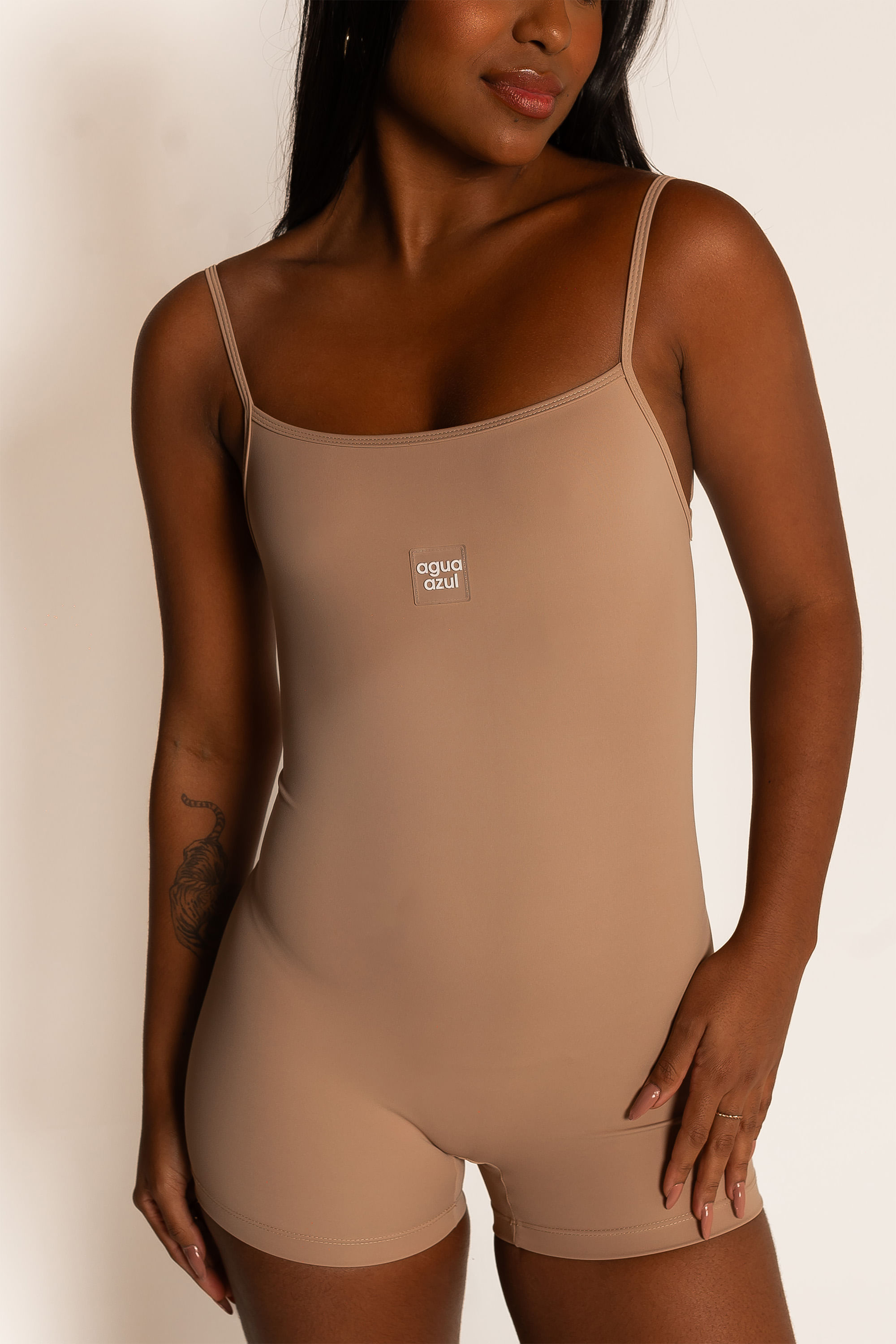 Macaquinho Basic Beige