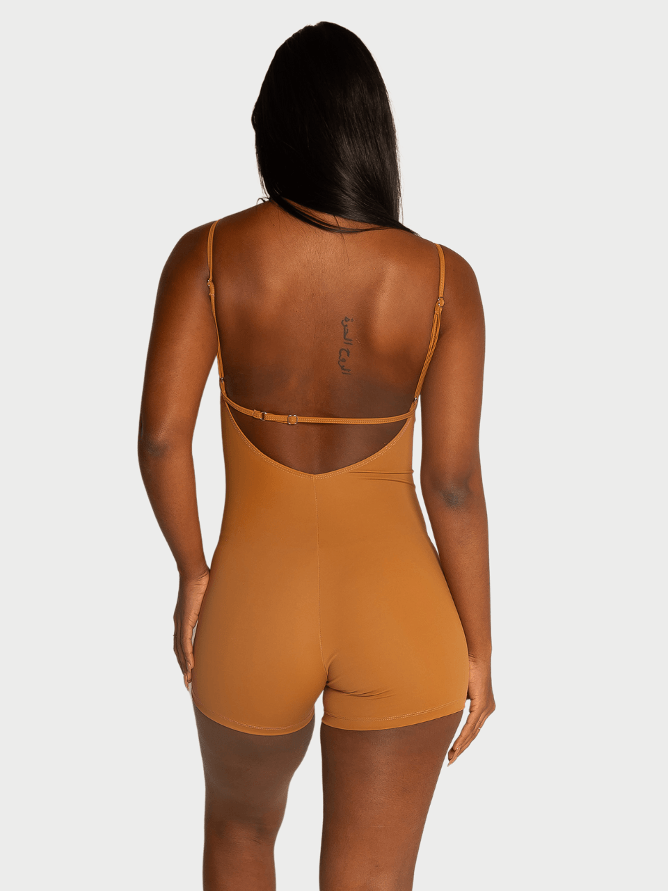 Macaquinho Basic Caramelo